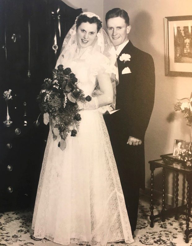 Else-Carl-Kirk-Iversen-Bryllup-i-Hornborg-22-4-1955 - Viborg Netavis